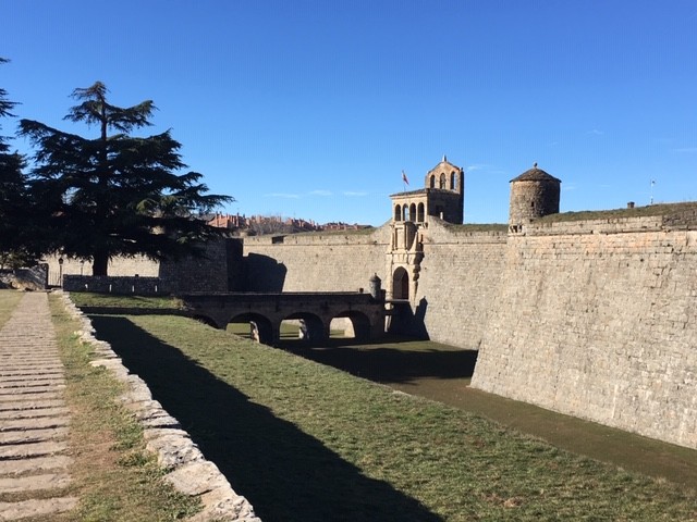Jaca en 1 o 2 días: Qué ver y hacer. Imprescindibles 🧡