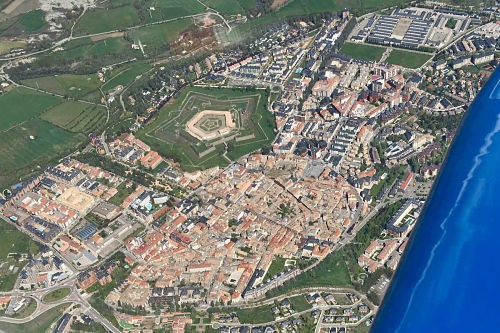 Jaca en 1 o 2 días: Qué ver y hacer. Imprescindibles 🧡